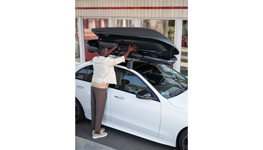 Roof carrier | Carrier systems | Mercedes-Benz Genuine Accessories