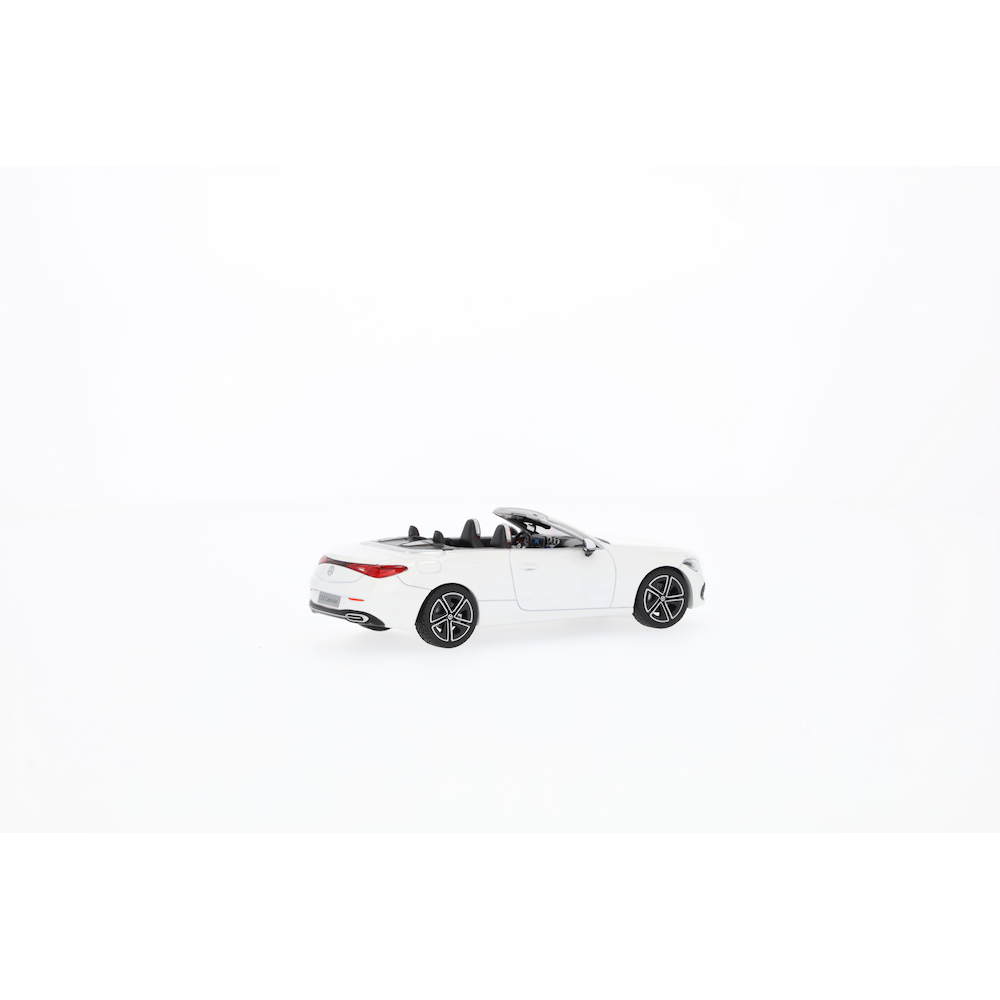 CLE cabriolet, AVANTGARDE, A236 (MANUFAKTUR opalite white bright, Norev ...